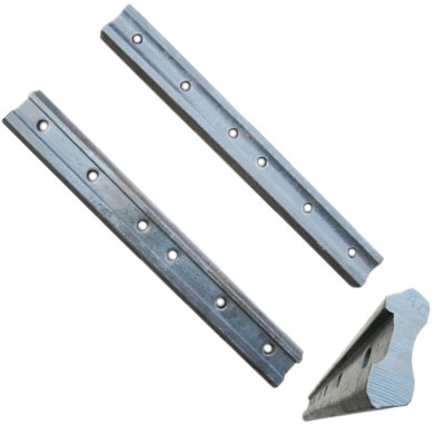 UIC railway fish plates